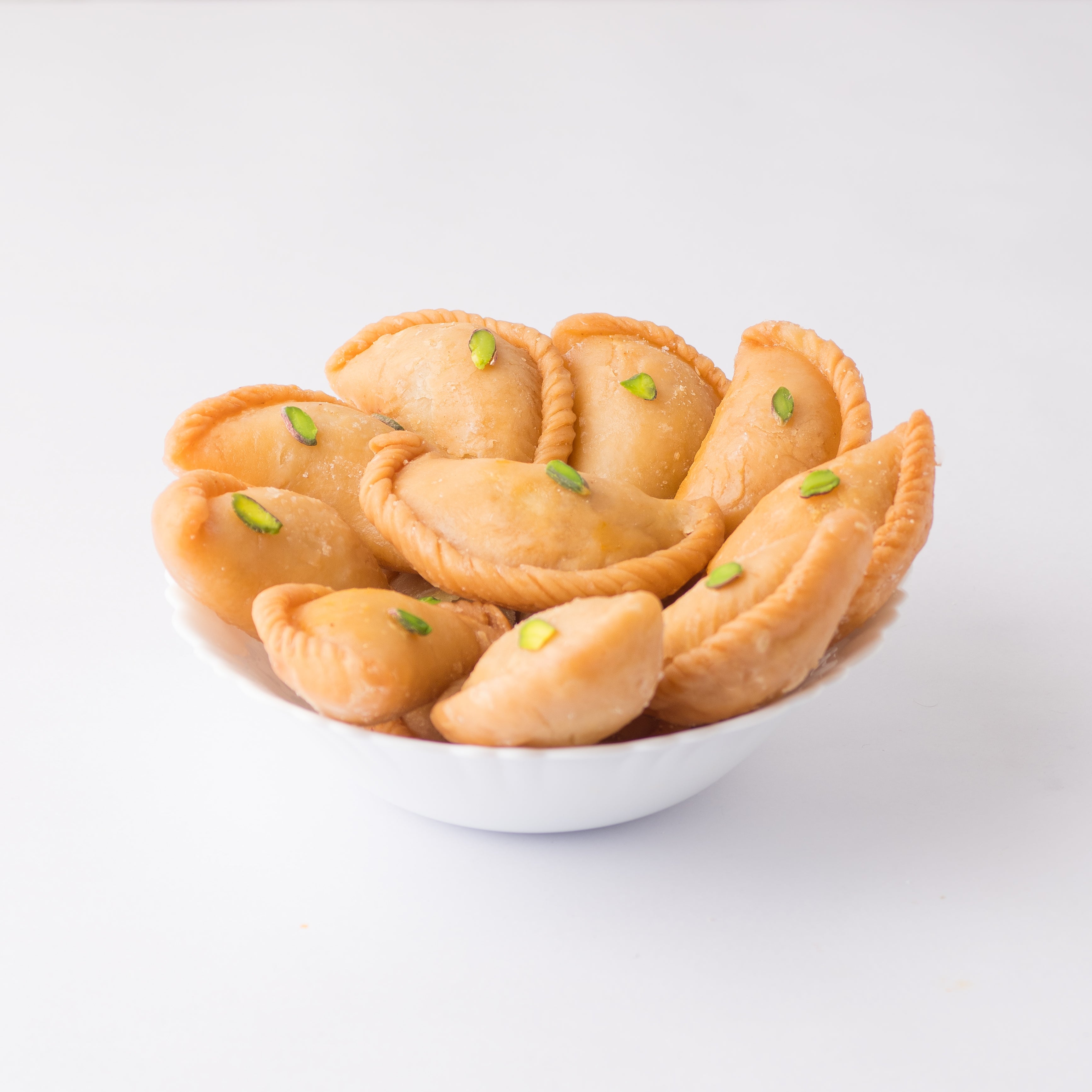 Gujia Mawa Baked Box | Bikanervala Catalogue